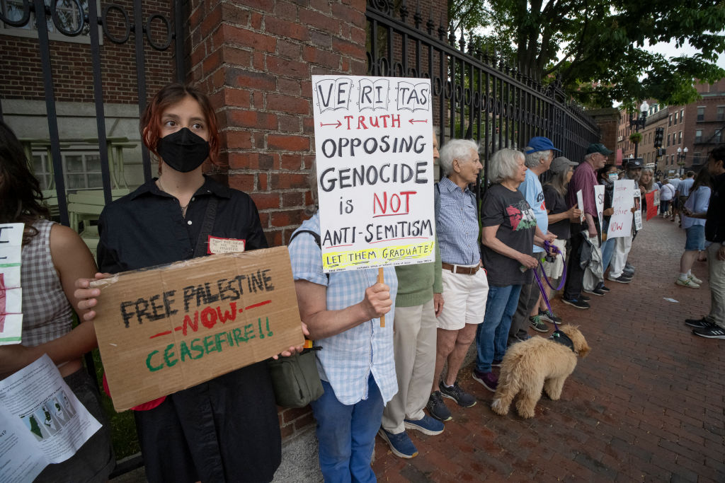 U.S. Student Protesters Face Key Difference on Campus One Year After ...